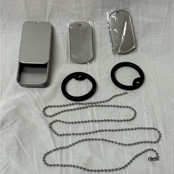 Source Unknown | Other | Military Spec Army Blank Shiny Dog Tag Set W ...
